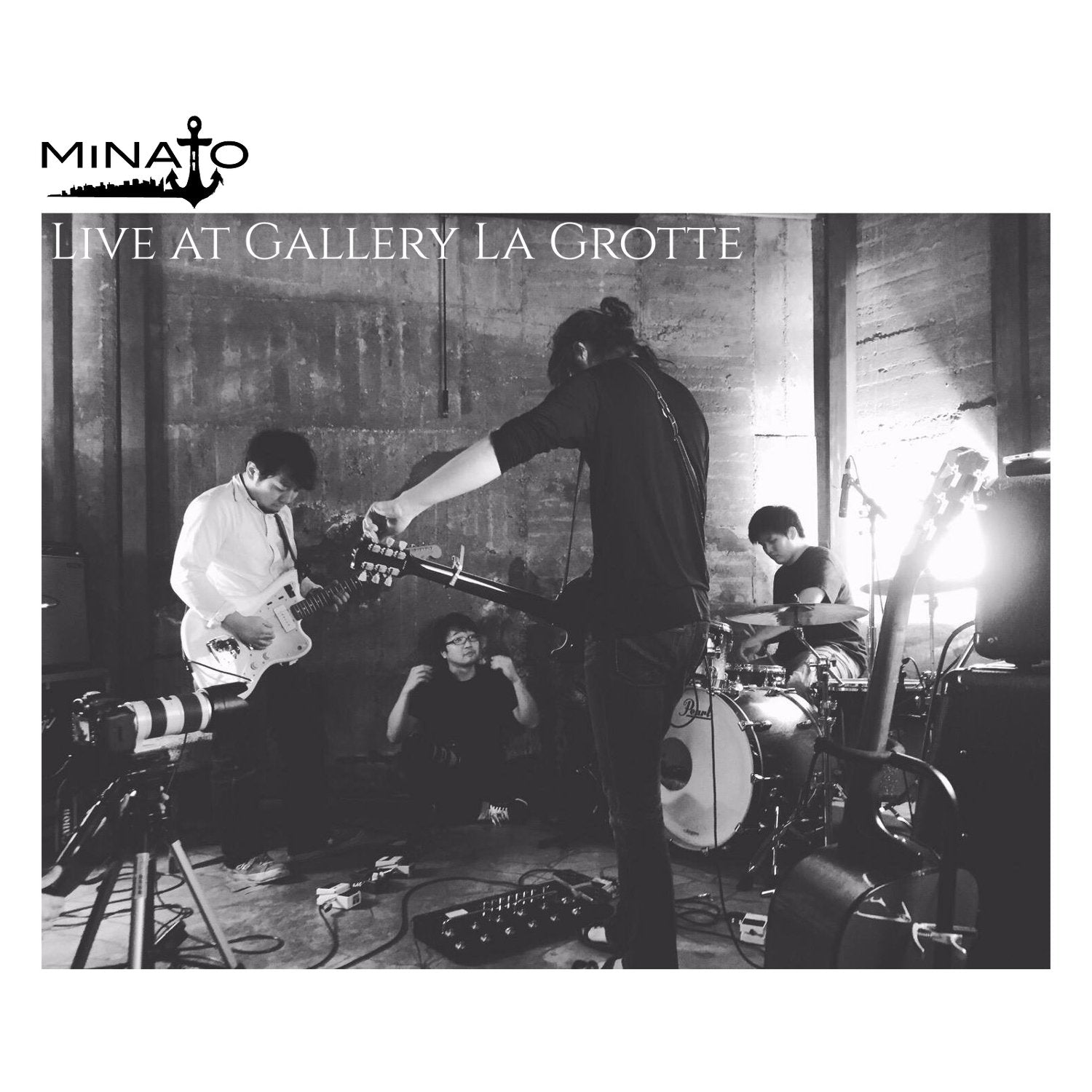 Minato – "Live at Gallery la Grotte" – Acrobat Unstable Records